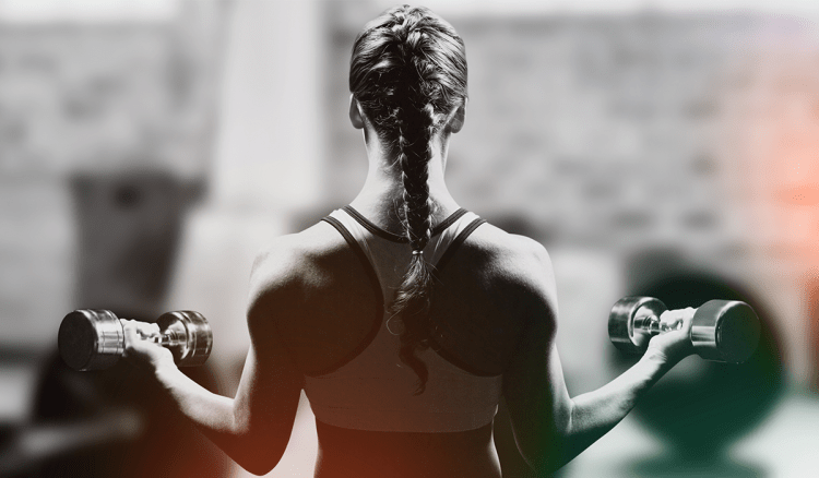 The most common mistakes when training with dumbbells and weights