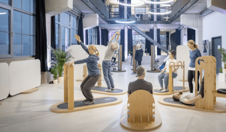 Free practical workshop YOGA ZONE® by Dr. WOLFF